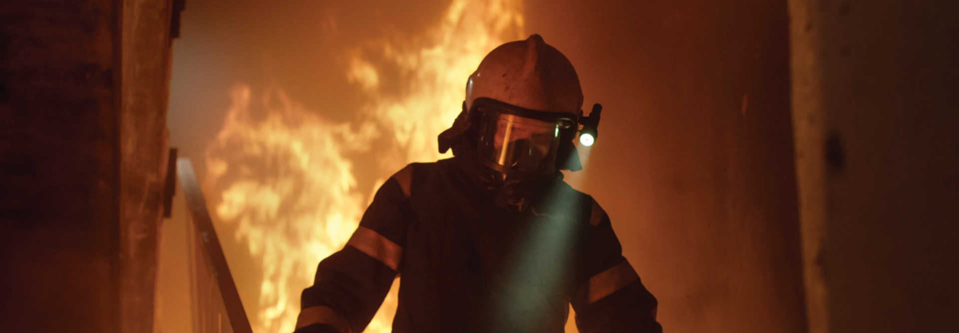 How AR Firefighting Masks are Helping Fight Fires - StateTech Magazine